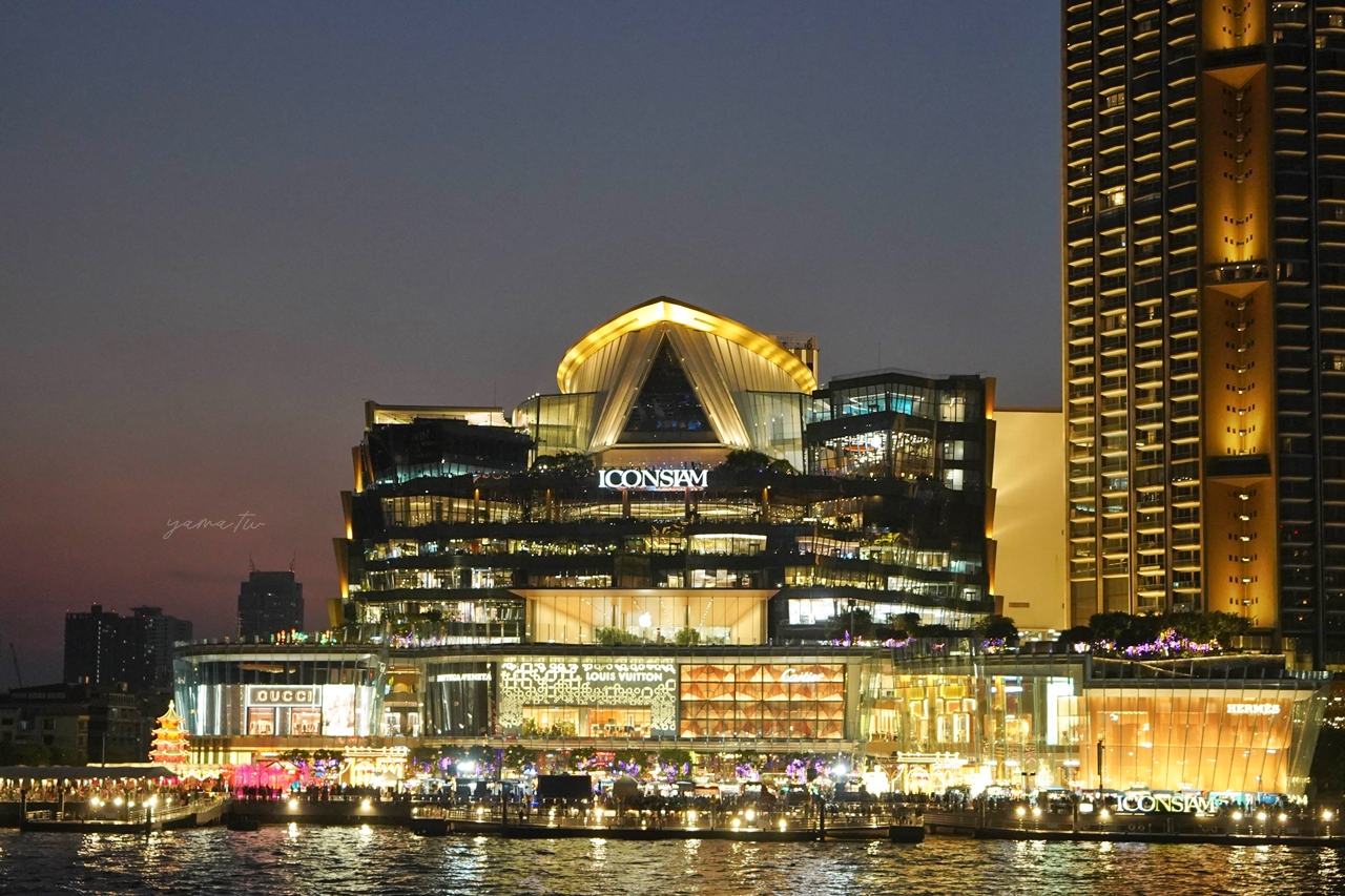 Iconsiam暹羅天地︳打造室內水上市場的百貨公司，超猛曼谷新景點 - 金大佛的奪門而出家網誌
